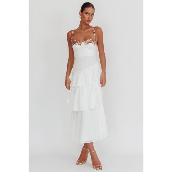 Selfie Leslie | Dresses | Nwt Selfie Leslie Rose Garden Tiered Ruffle ...
